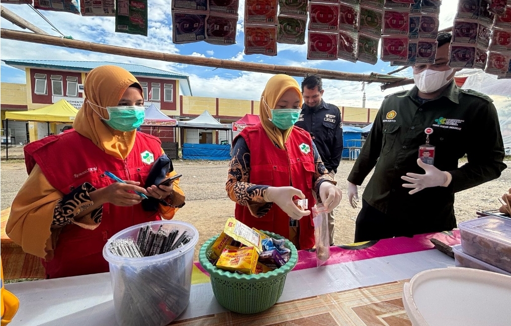 Pastikan Takjil Aman, Dinkes Sidrap Turun Lakukan Pengawasan dan Edukasi