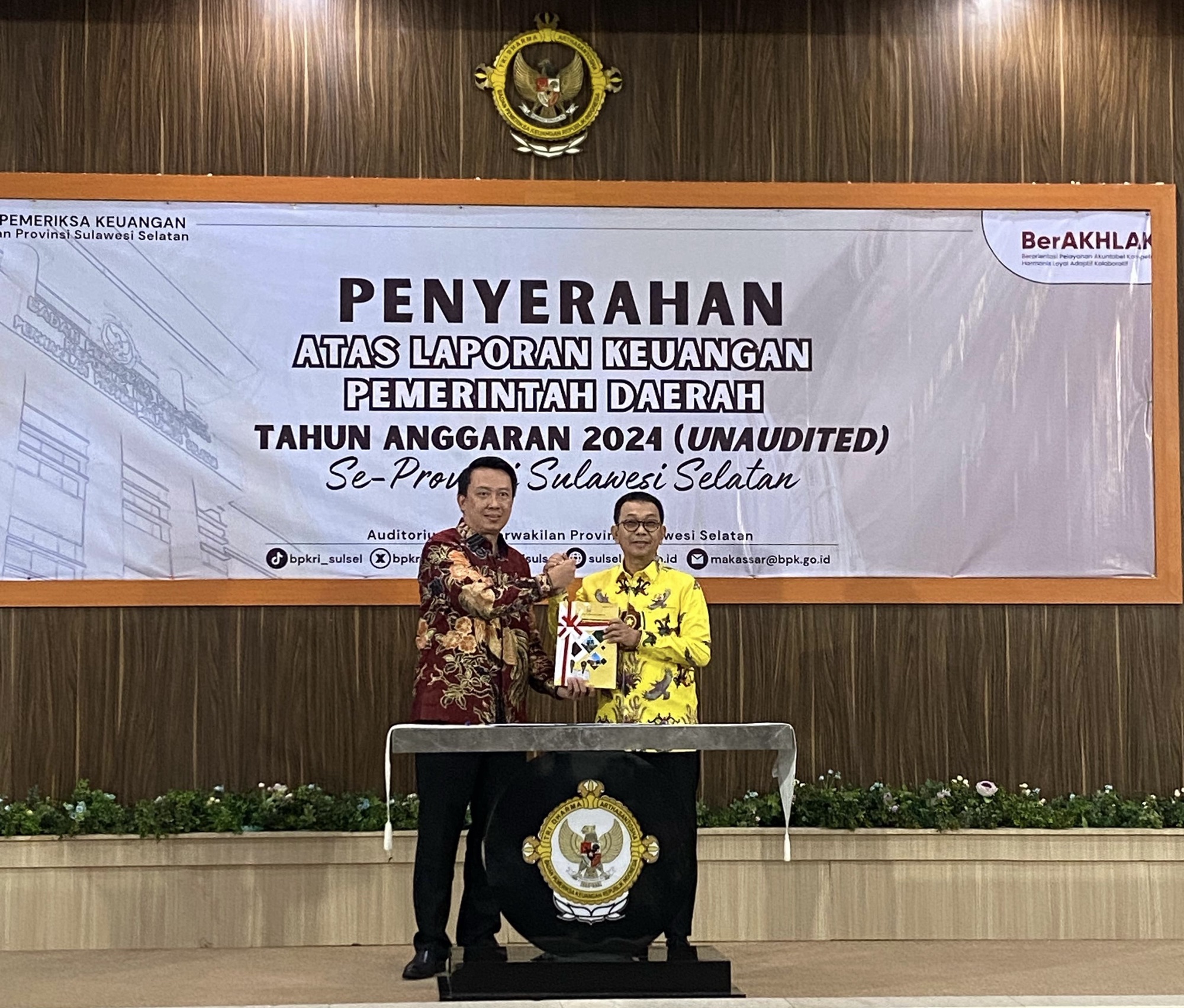 Pemkab Soppeng Serahkan Laporan Keuangan Tahun 2024 ke BPK Perwakilan Sulsel