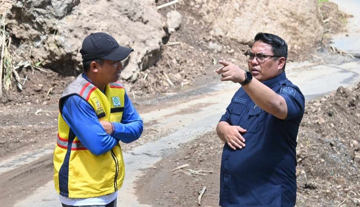 Pengawasan APBD, Yosia Rinto Kadang Tinjau Akses Jalan Tikala-Pangala ...