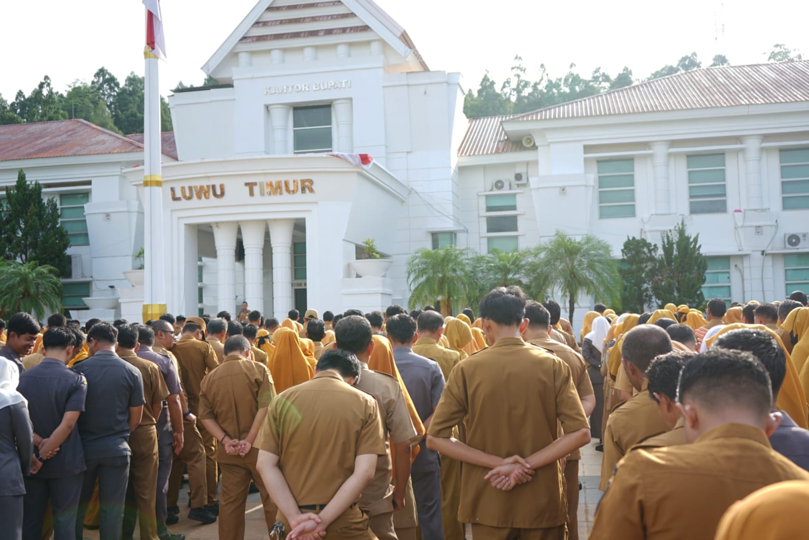 Rapiuddin Tekankan ke ASN Lutim soal Loyalitas dan Bijak di Medsos